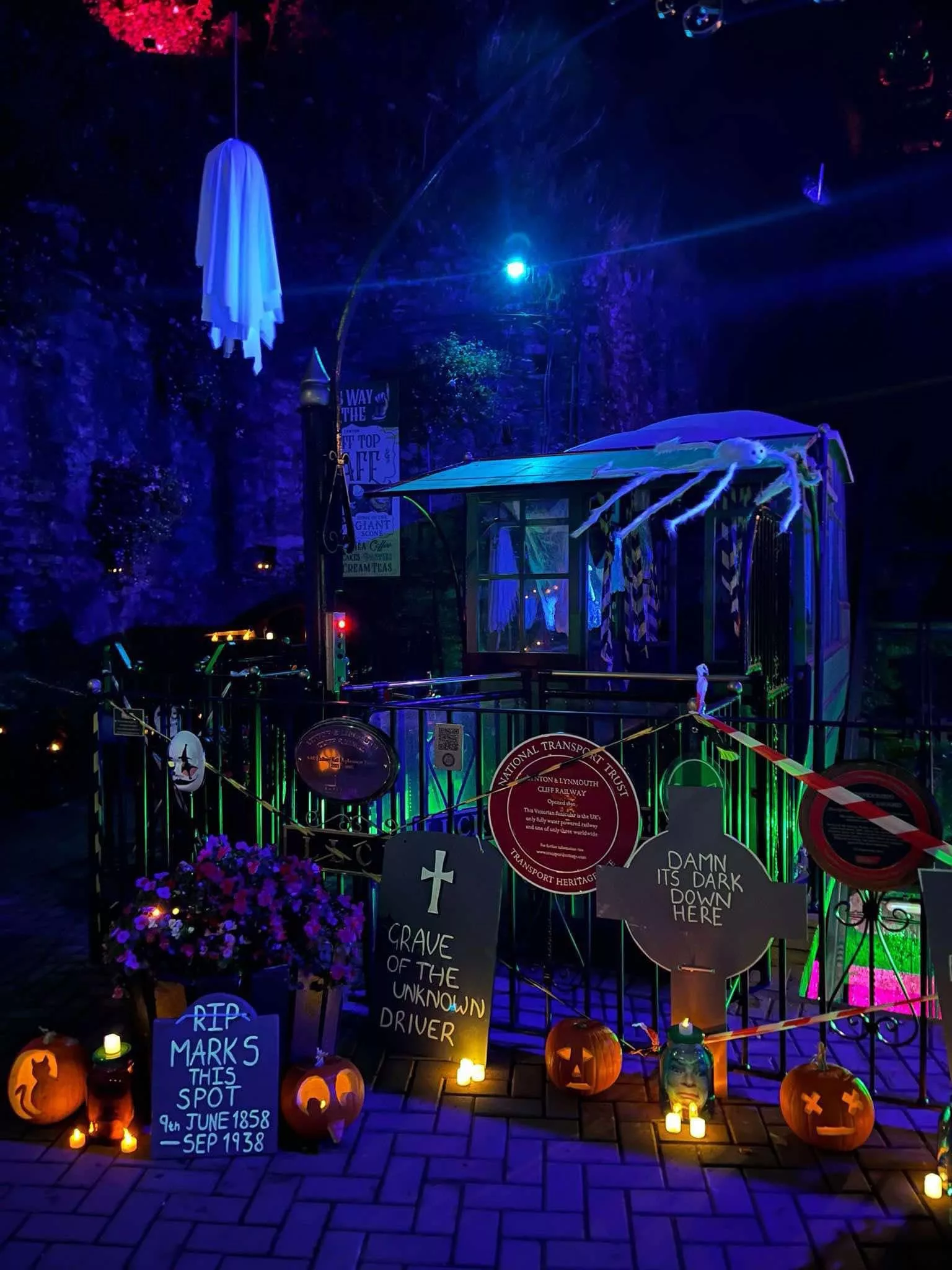 Halloween Cliff Wail Way - Lynton & Lynmouth Cliff Railway